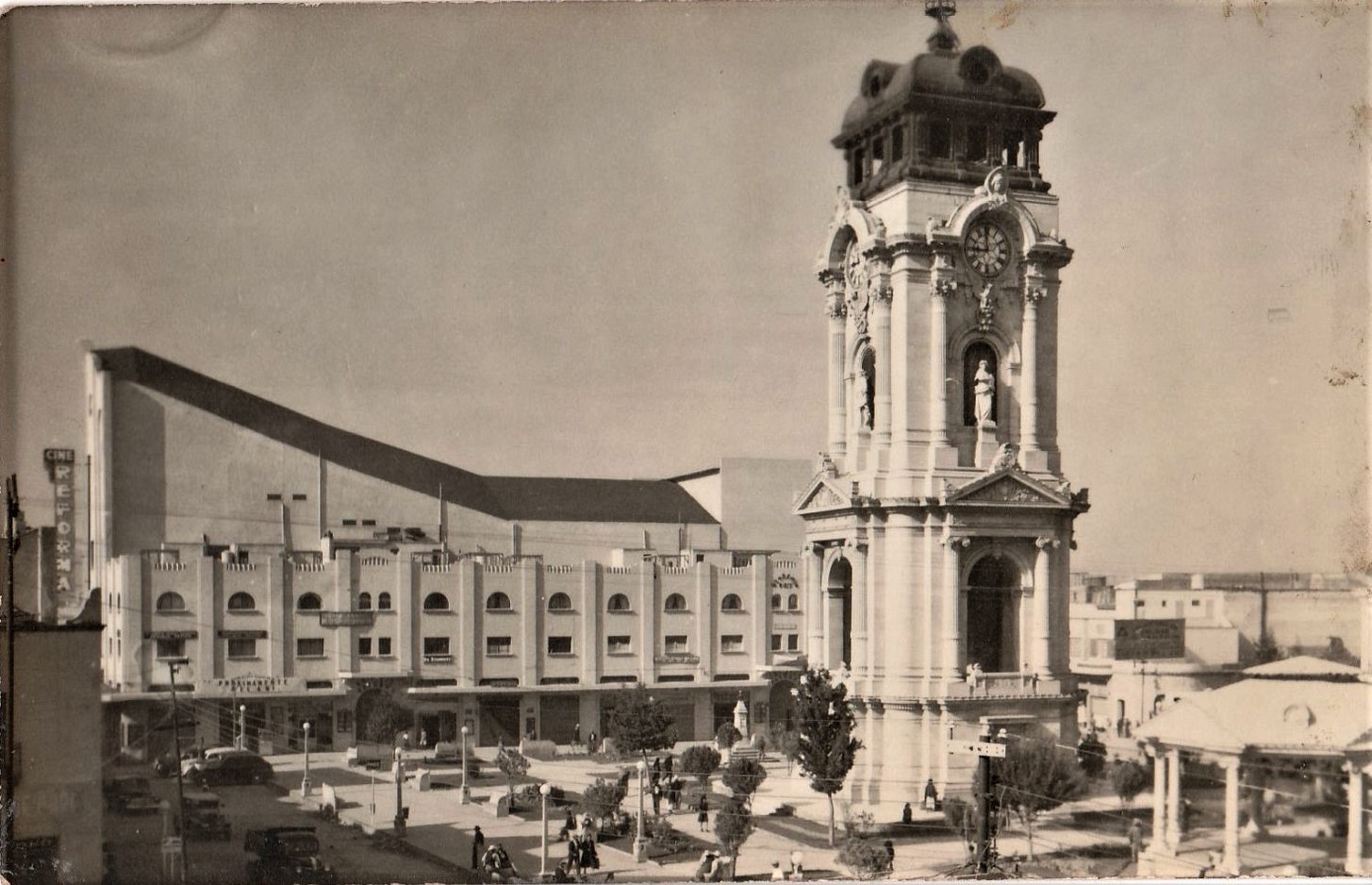 Organizan exposición colectiva sobre monumento icónico de Pachuca ...